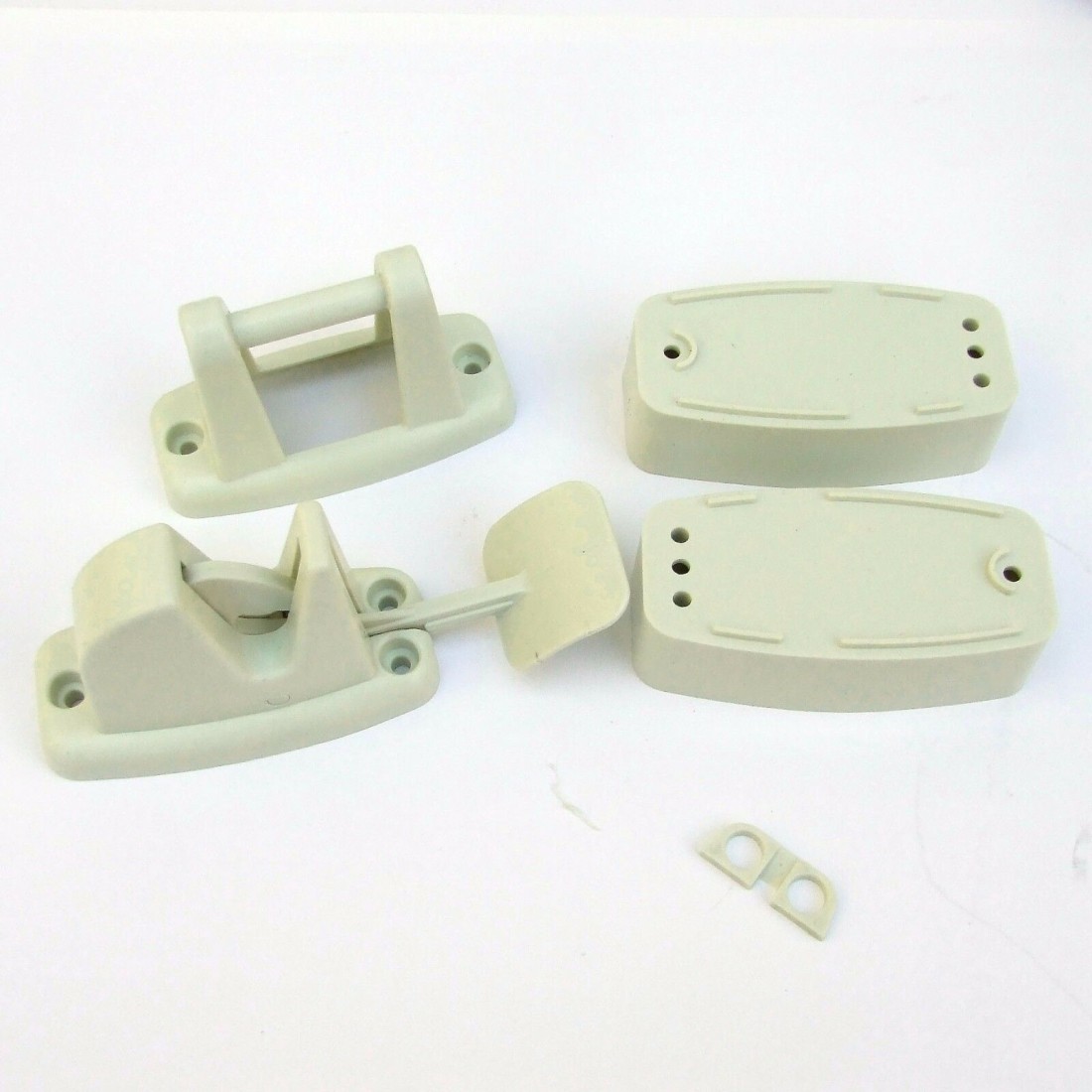 Lever Trigger Release Catch Door Retainer (Flipper) Cream C/W Spacers ...